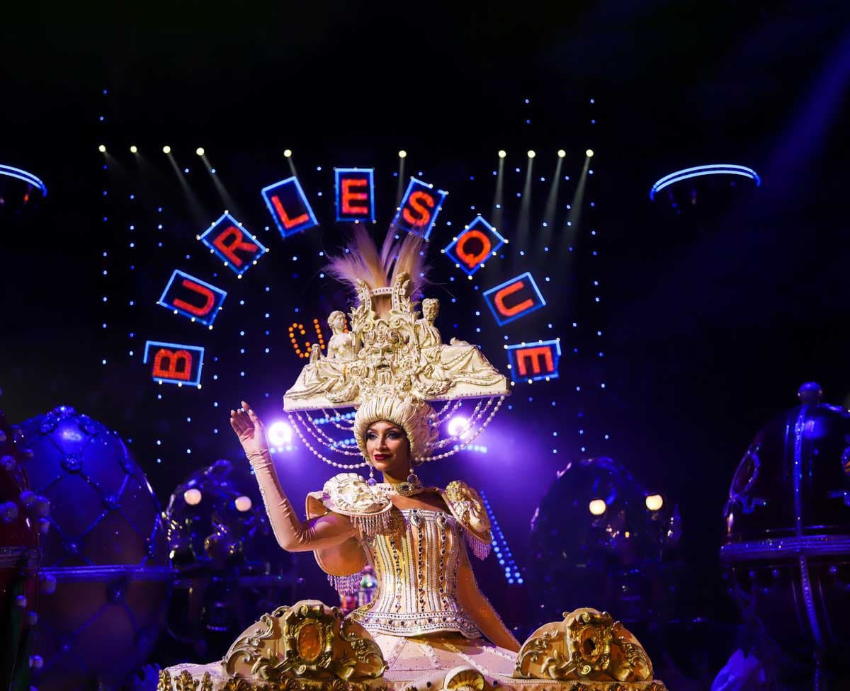 Discover the magic of Gia Eradze's Burlesque show at the Bolshoi St ...