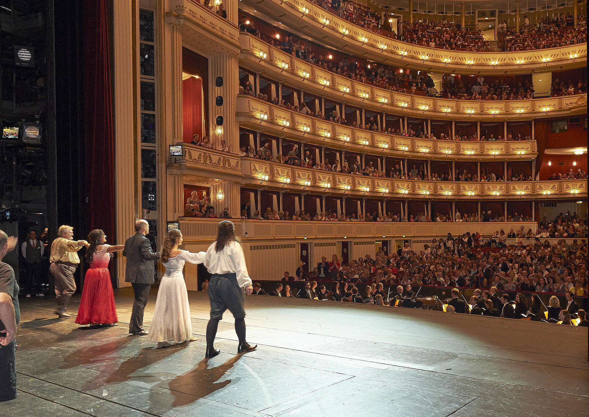 Open the season at the Vienna State Opera: unforgettable performances ...